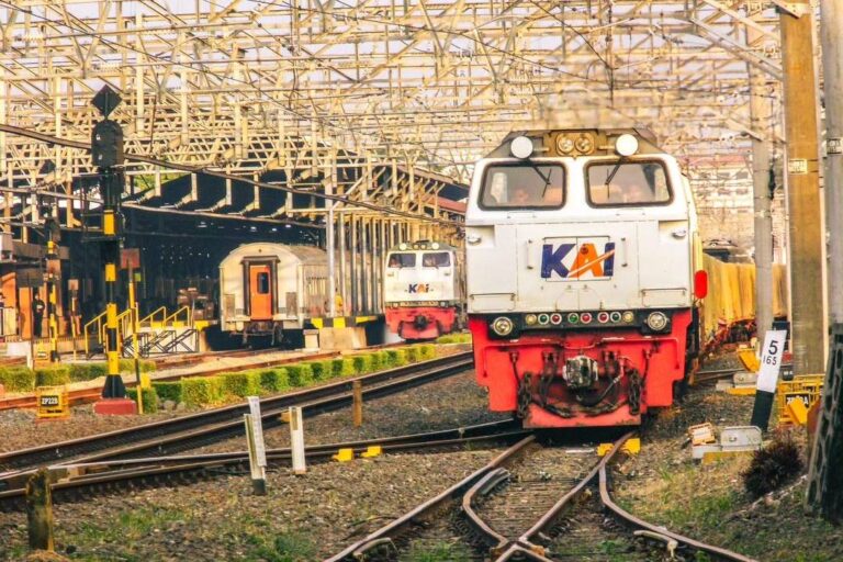 Info Jadwal KRL Commuter Line Jogja Yogyakarta Terbaru Di 2026
